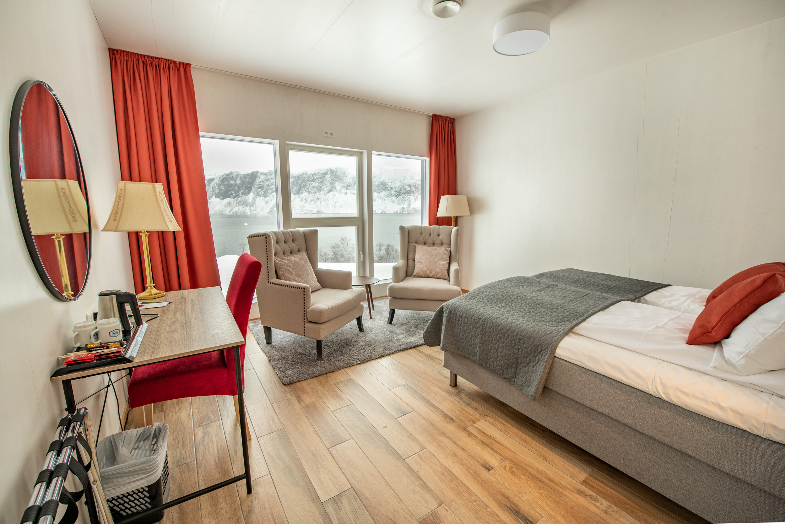 Hotels and Hostels | Norway | Visit Lyngenfjord | Visit Lyngenfjord